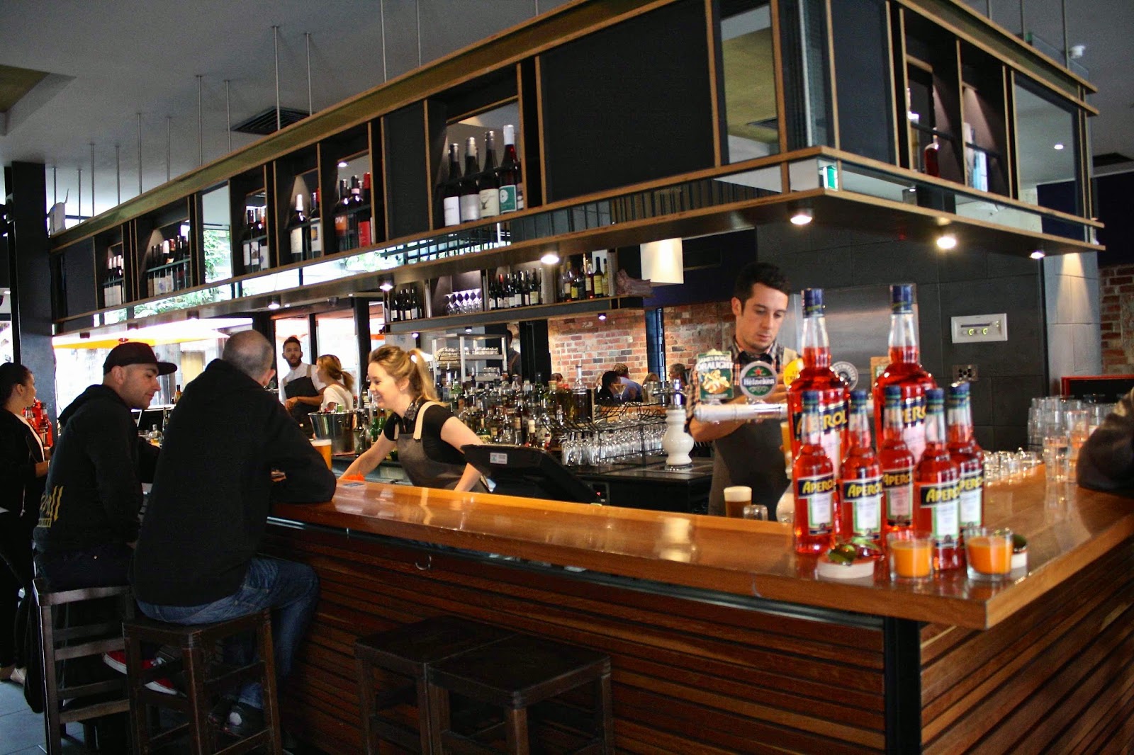 Best News Travel: Spins and Spritz @ Royal Saxon