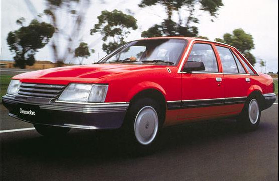 FAST LANE by Michael Bailey: HOLDEN VK COMMODORE