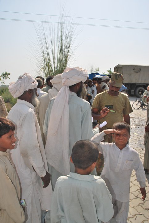 Pakistan Army Men At Their Best - All About Pakistan Army, Air Force ...