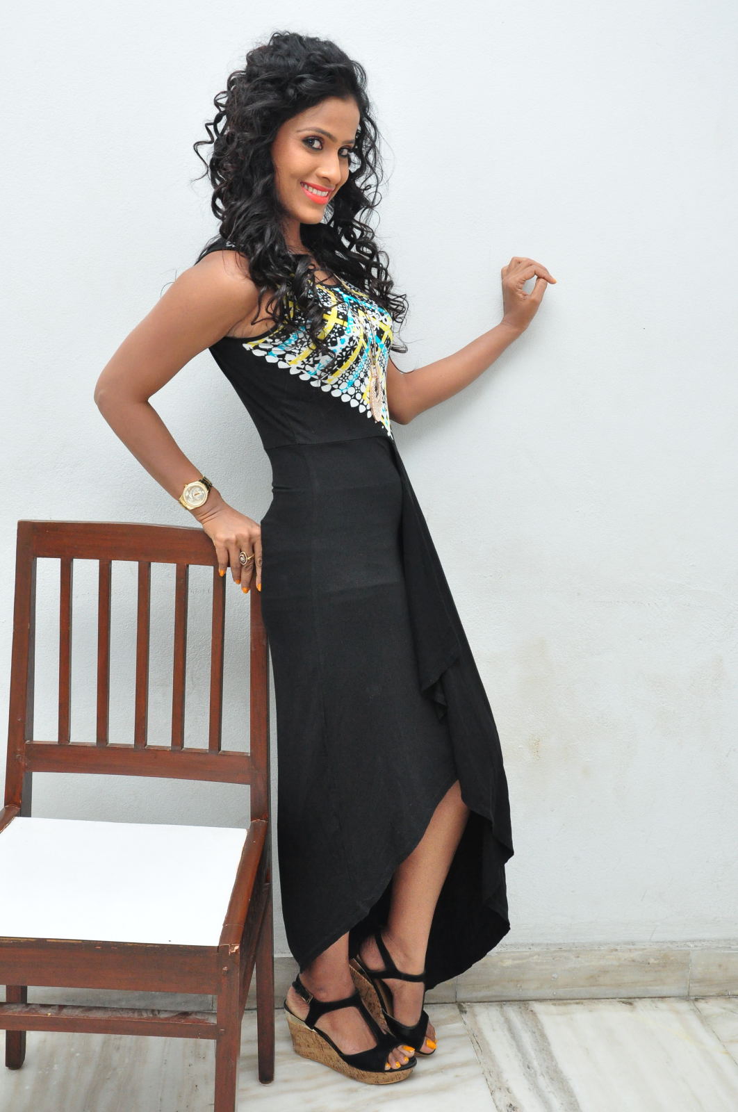 Anchor Prashanthi Latest Photoshoot - Latest Movie Updates, Movie ...