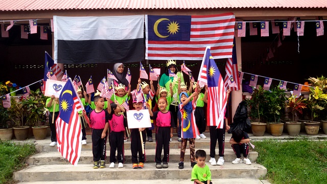 TABIKA KEMAS KAMPUNG BATU MALIM: Perkembangan Kreativiti