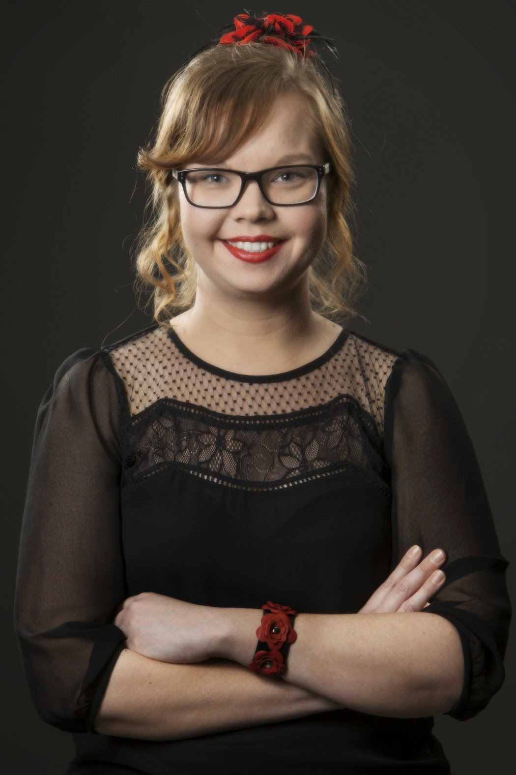 Resenha- Branco como a Neve- Salla Simukka - Paloma Viricio