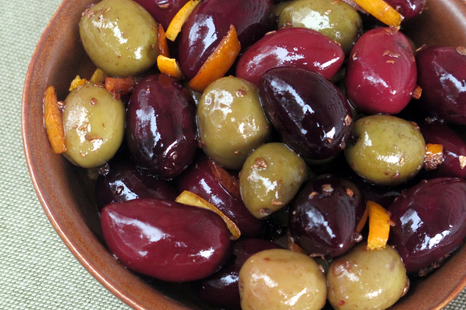 Shoot and Eat: Spicy Olives