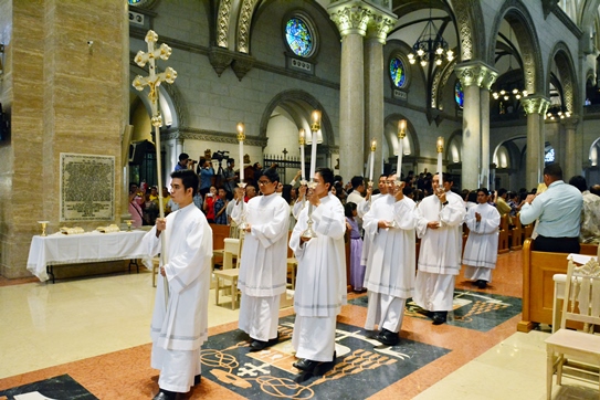 The Pinoy Catholic: Something interesting seen in the Manila Cathedral