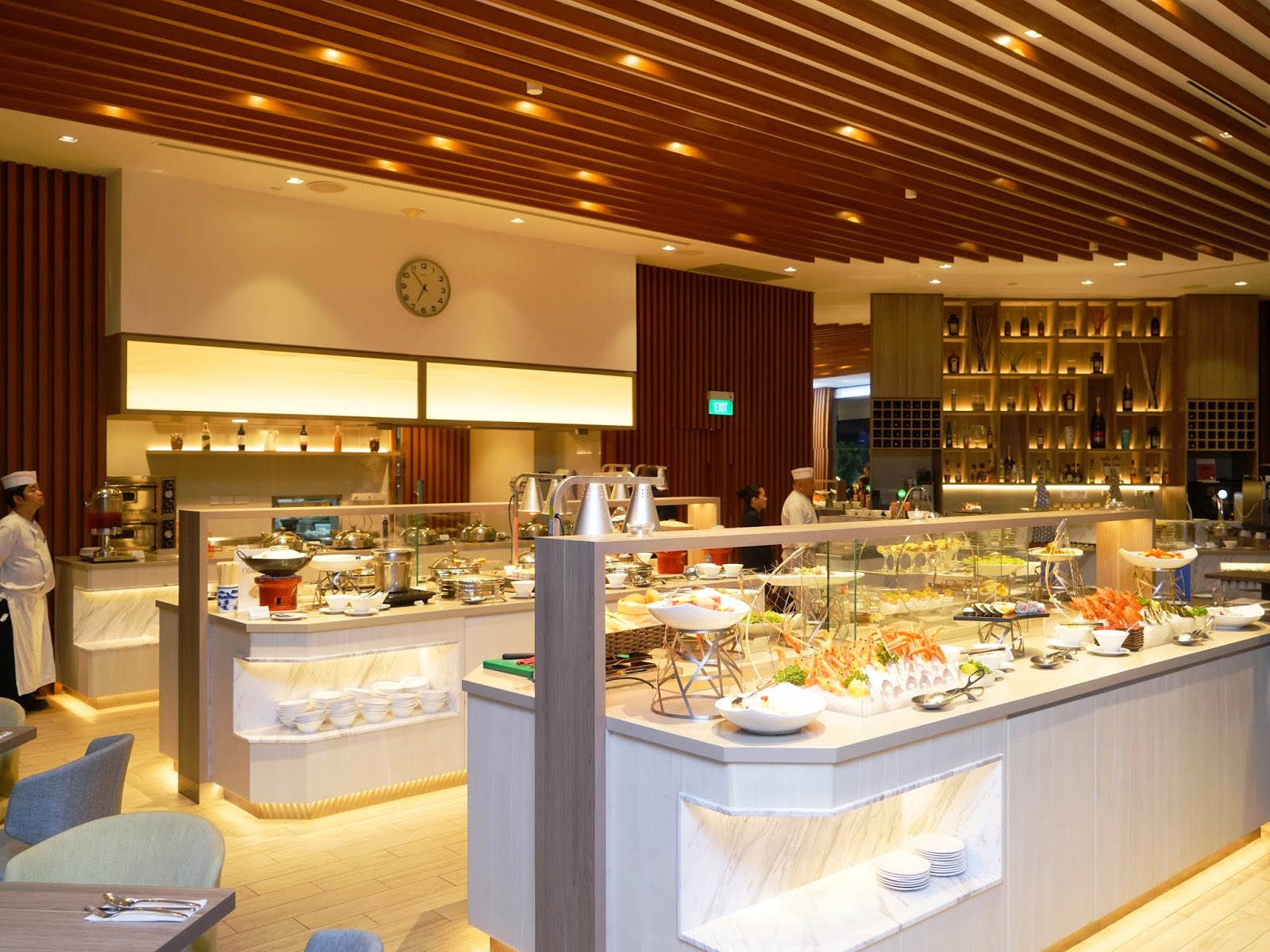 PinkyPiggu: Four Points Eatery & The Best Brew @ Four Points By ...