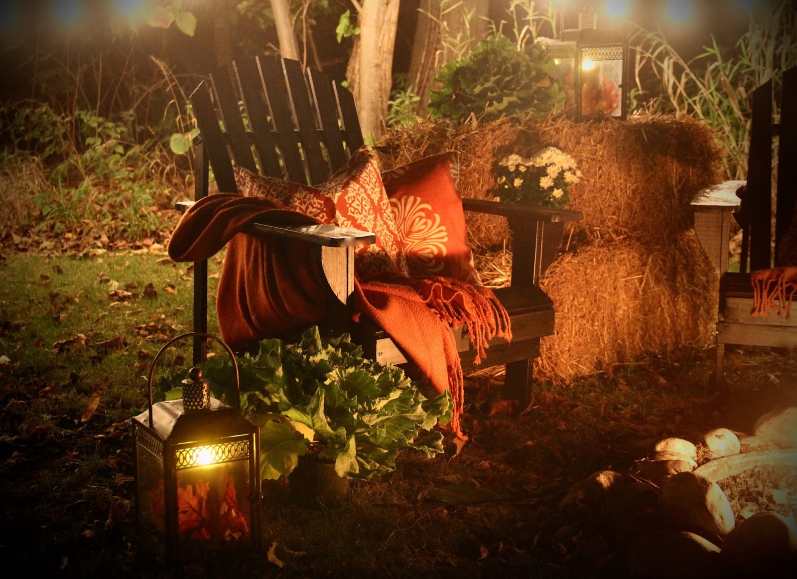 How To Create A Cozy Backyard Fall Fire Pit | The Yellow Cape Cod ...