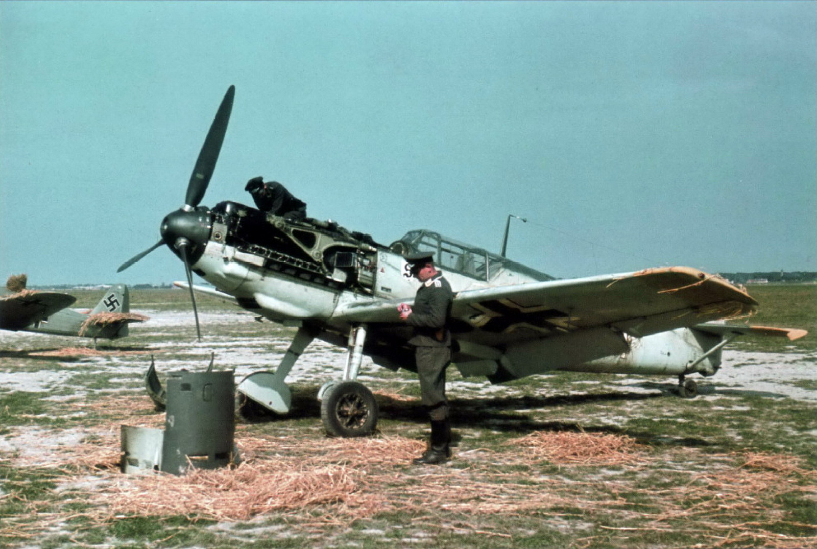 Third Reich Color Pictures: Messerschmitt Bf 109 in Color