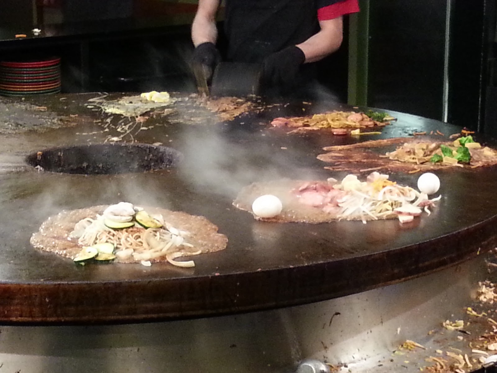The Recipe Blogger!: Restaurant Review! (HuHot Mongolian Grill ...