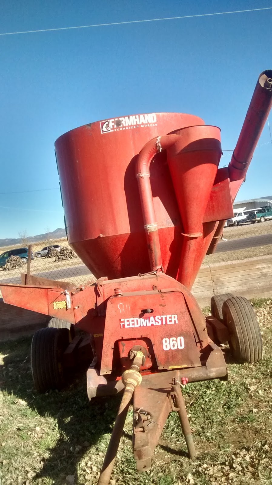 MAQUINARIA AGRICOLA INDUSTRIAL: Molino y Mezclador Farmhand Feedmaster ...