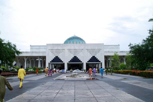 Ngerepak is Caring: Sembahyang Raya