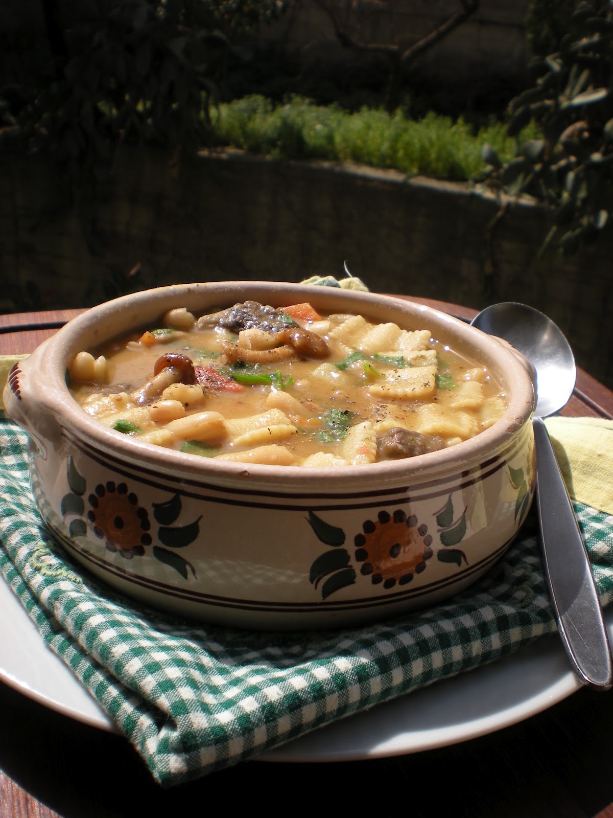 Tacconelli con Cannellini e Funghi di bosco - Profumo di Sicilia