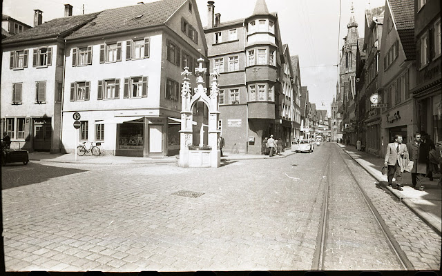 BILDERTANZ: So haben Sie die berühmteste Ecke in der Wilhelmstraße ...