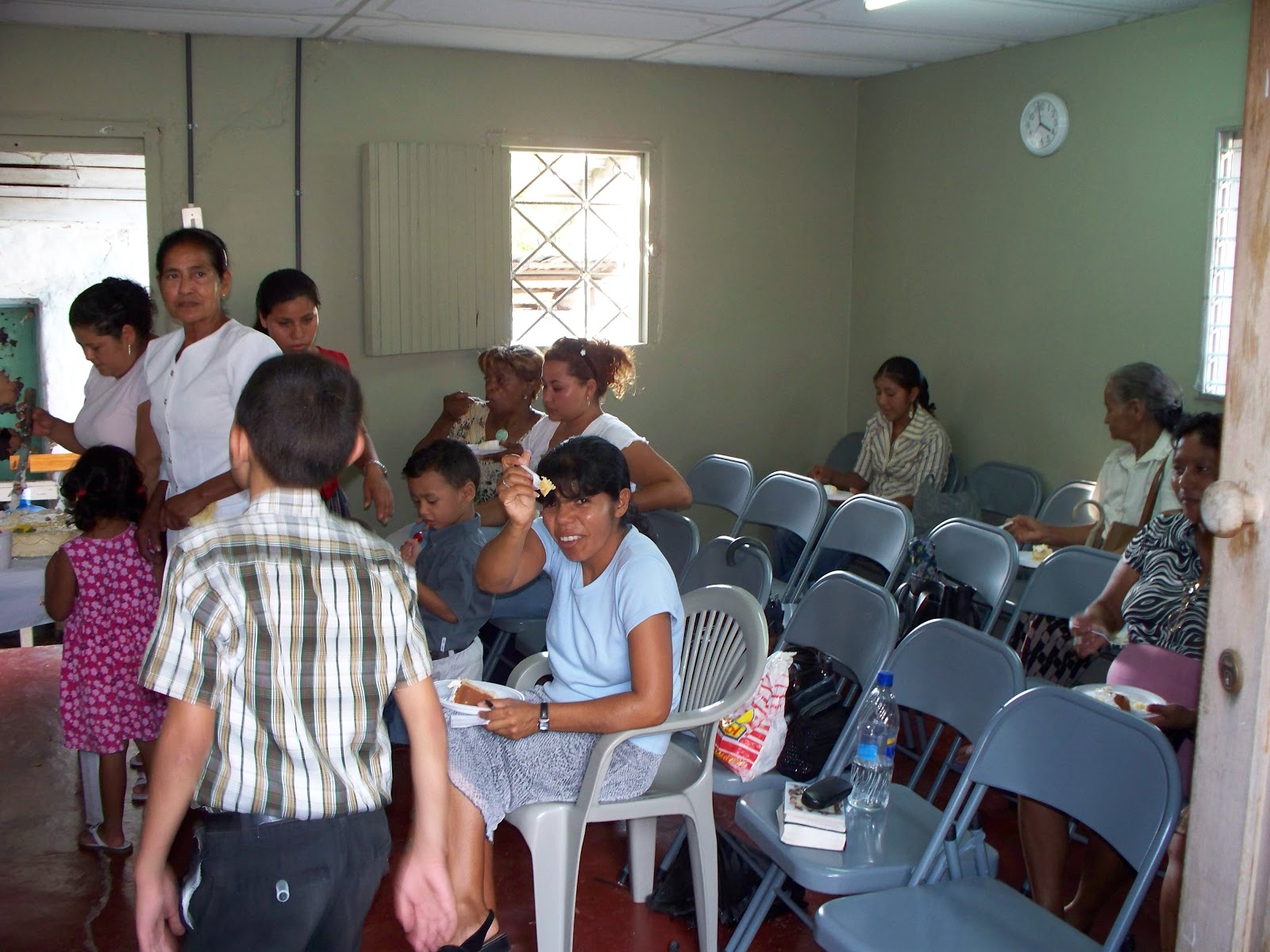 Aaron and Bry's Adventures: Dedication of our Kingdom Hall in Taulabe