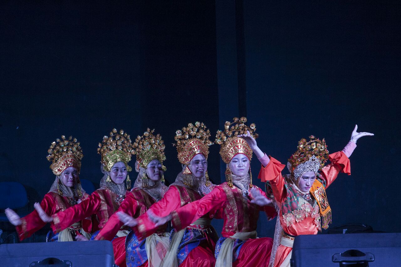 Galeri Foto Hari Tari Dunia Riau - RiauMagz