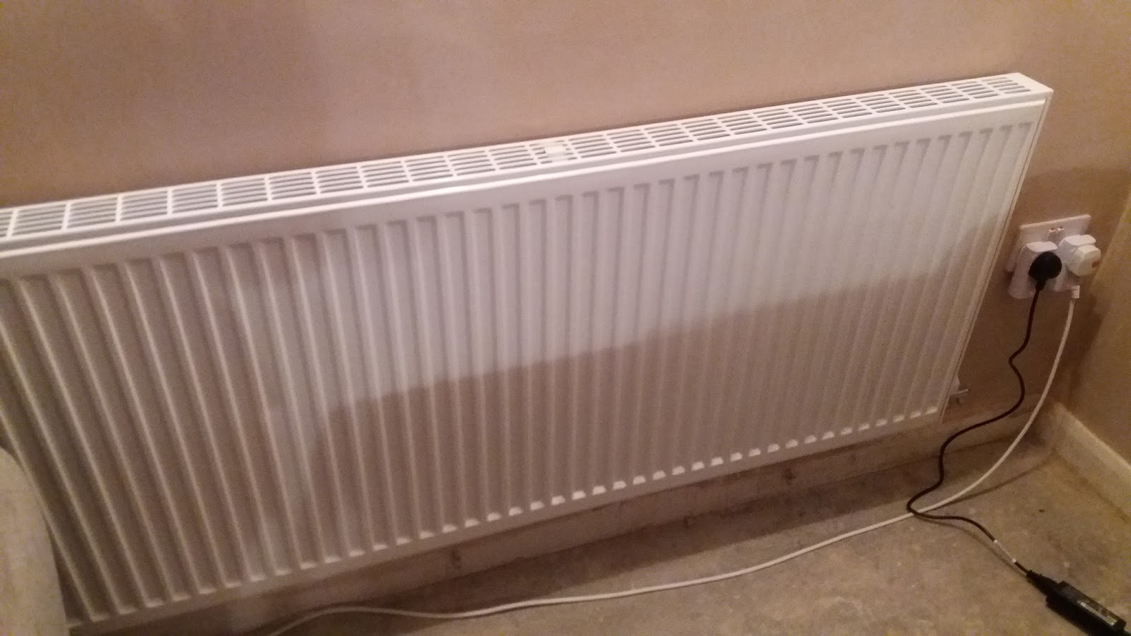 The Fleepit: Final fix for electrics & plumbing