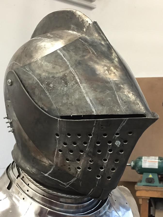 Diligent Dwarves: Greenwich Armour: The work to get to this point.