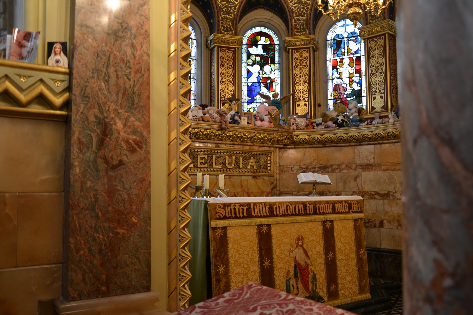 Les roses de décembre: The Chapel of St. Christopher and the GOSH ...