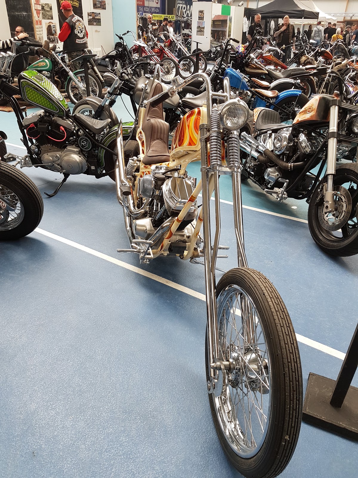 kustomizerkurt: ROGUES MC Choppershow 2019, Opmeer, NL...