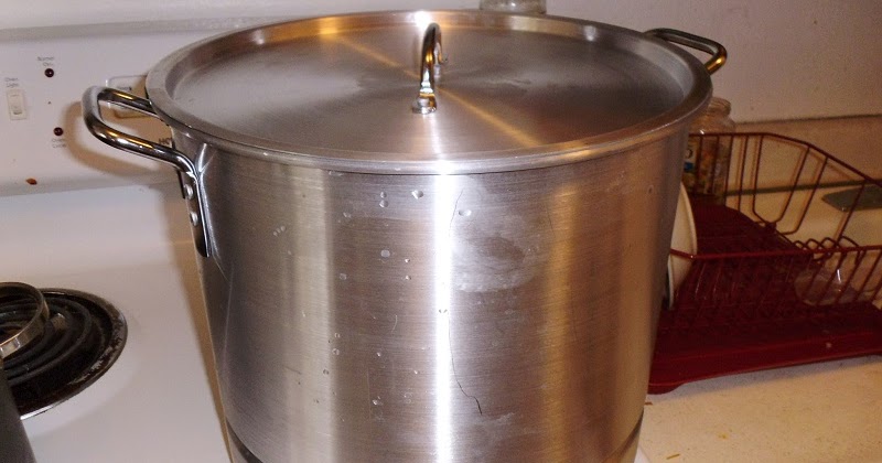 First batch of beer: Ahab's Stout + Recipe | Greens and Machines