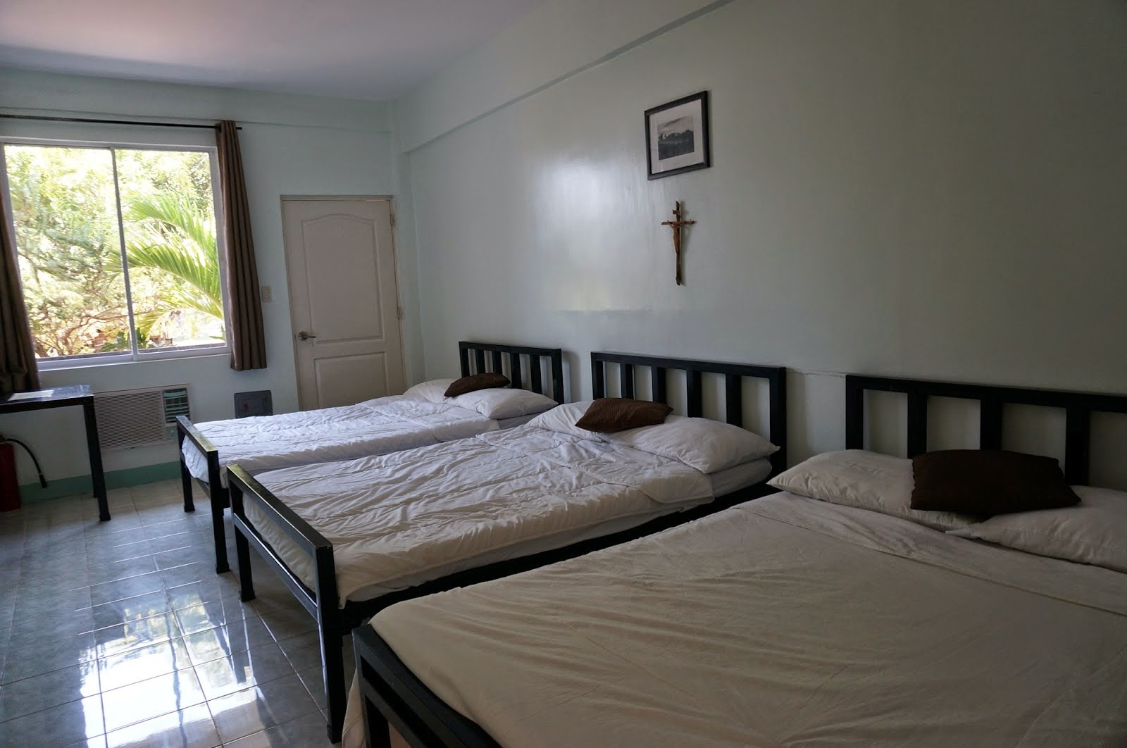 Mom'sHug LIFESTYLE ღ: Little Bridge Pool and Beach Resort.