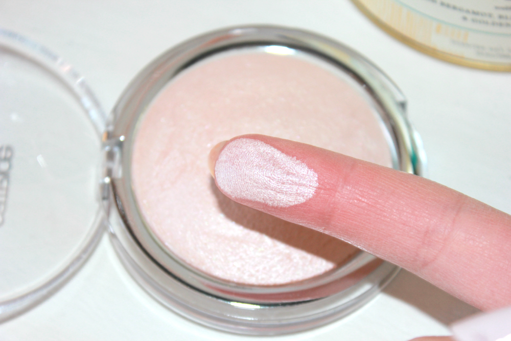 New Catrice ‘Light Infusion’ High Glow Mineral Highlighting Powder ...