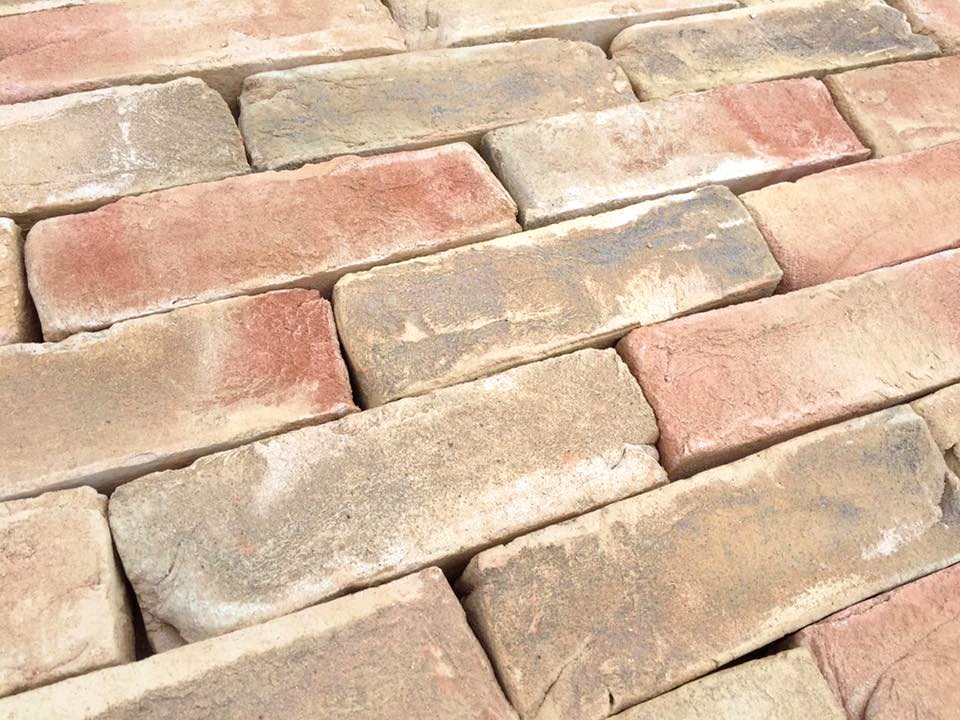 HANDMADE OLD BRITISH BRICK by Www.CeramicasAntonioAleman.es