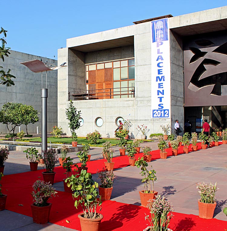 Stock Pictures: IIM Ahmedabad Pictures - IIMA