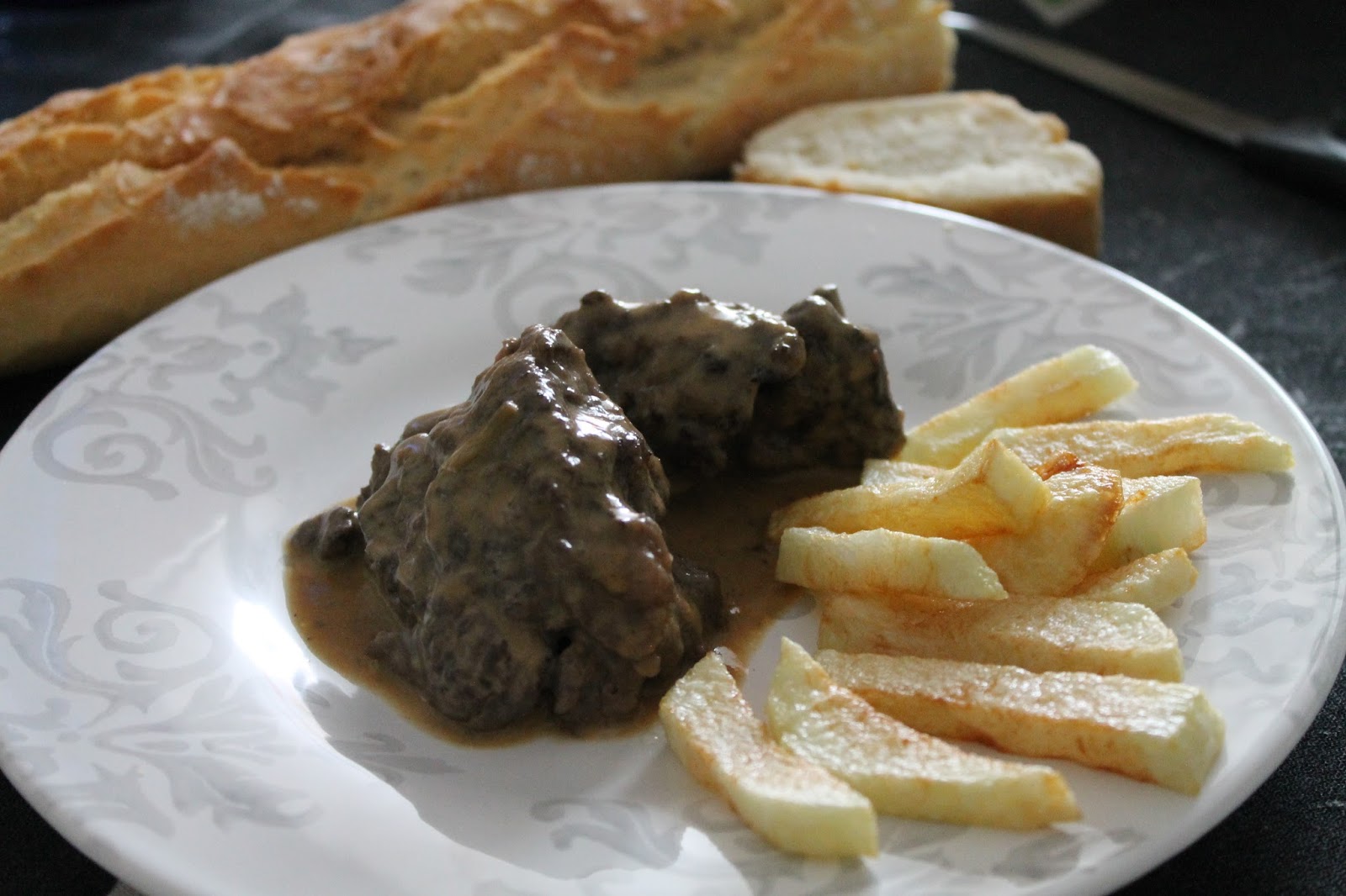 Carrilladas de cerdo al vino tinto ~ Justy entre fogones y copla