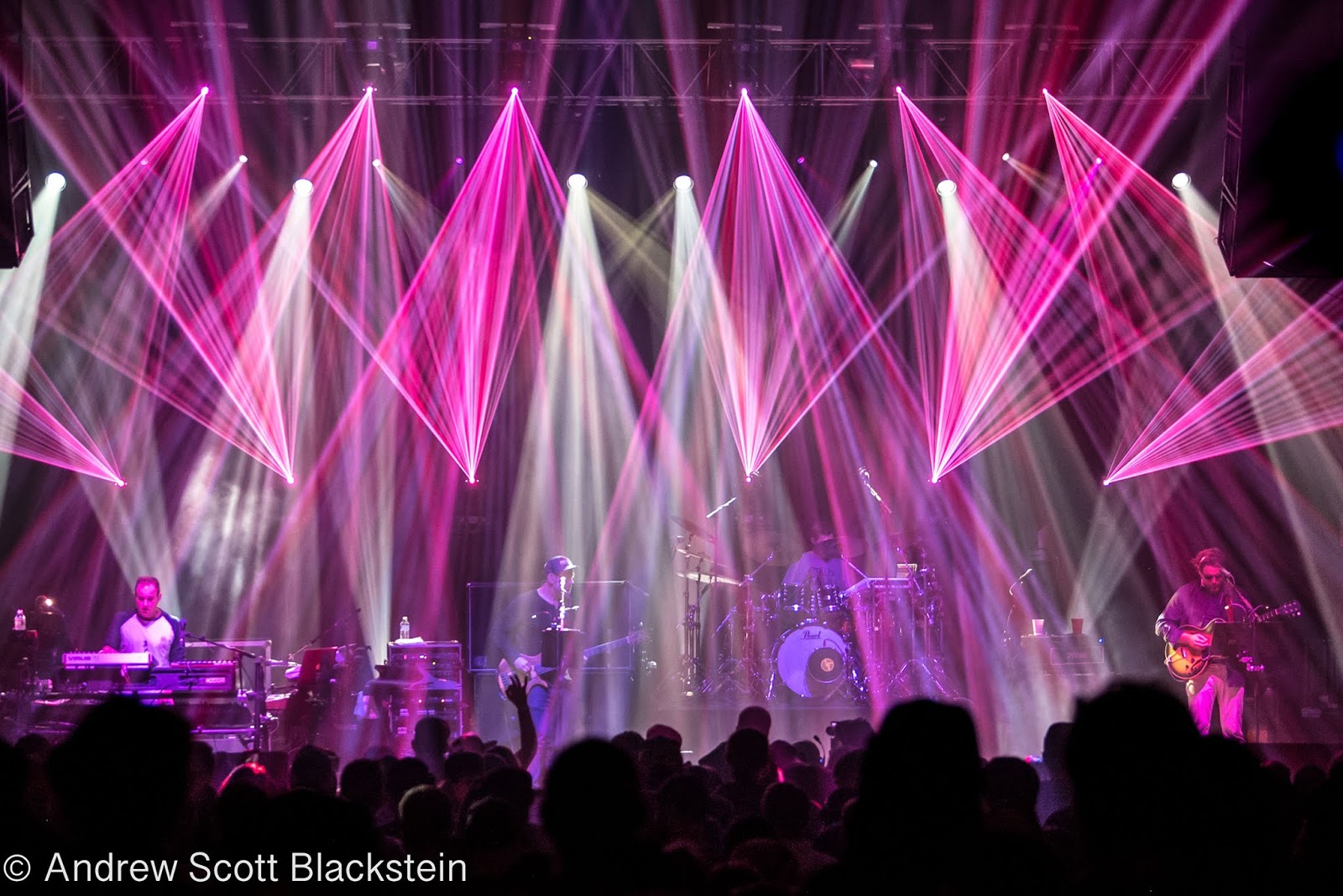 The Curtain With: The Disco Biscuits - 2018-10-19 The Palladium ...