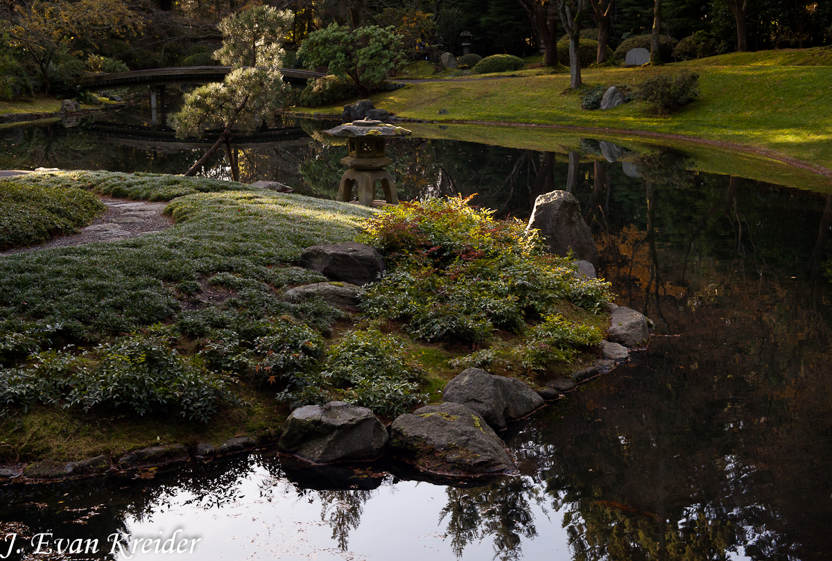Kreider's Korner Photographs: UBC's Nitobe Garden in late November