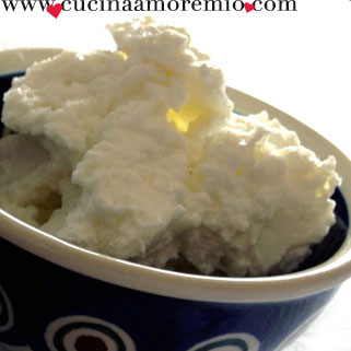 Labna bianco e labna all’erba cipollina da Cucina Amore Mio su ...