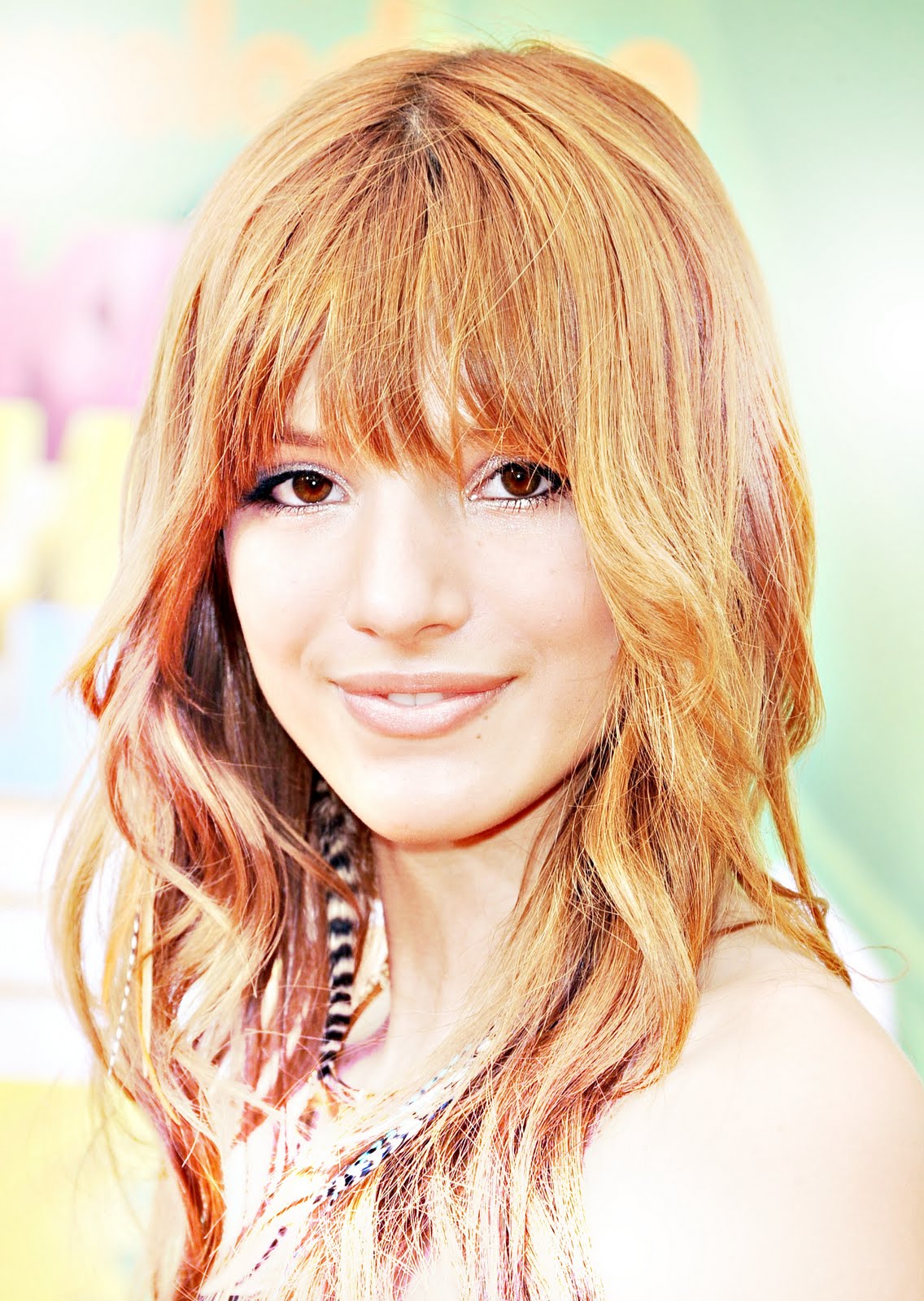 Disney Party: Bella Thorne kids choice awards