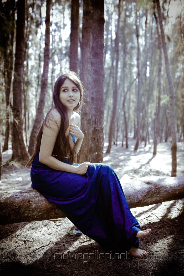 Tamil Actress Haritha Hot Photoshoot Stills- Arjun S Photography 2013 ...