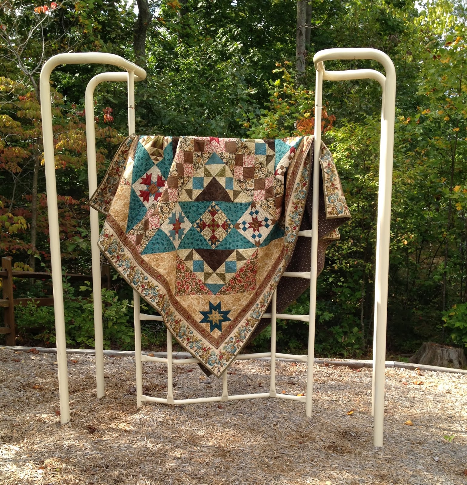 Sarcastic Quilter: Women of Courage Quilt