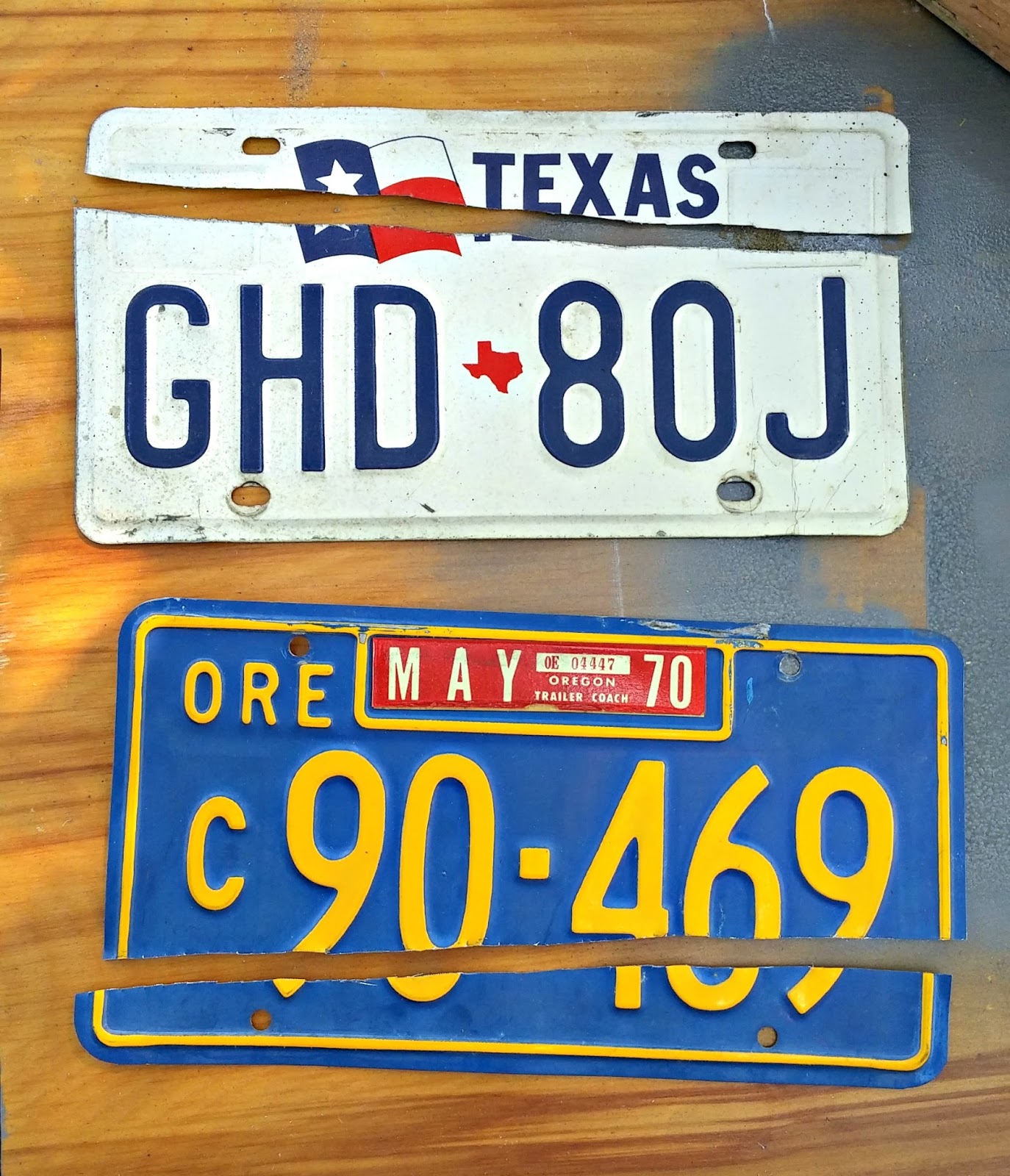 License Plate Yard Art - Little Vintage Cottage