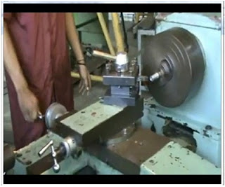 MESIN BUBUT: prosedur pengoperasian