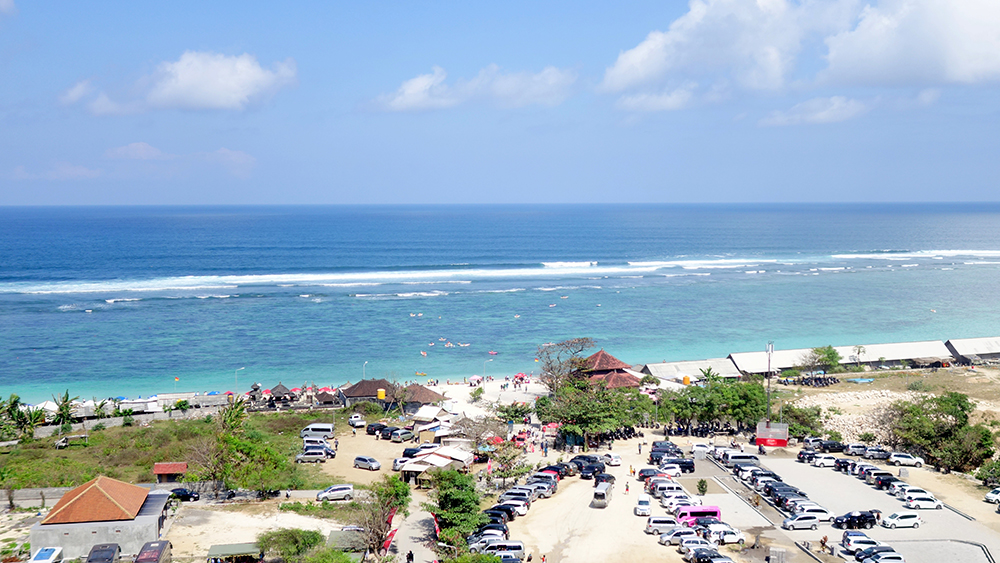 Kiddos' Travel Stories: Pantai Pandawa: Pantai Untuk Keluarga di Bali