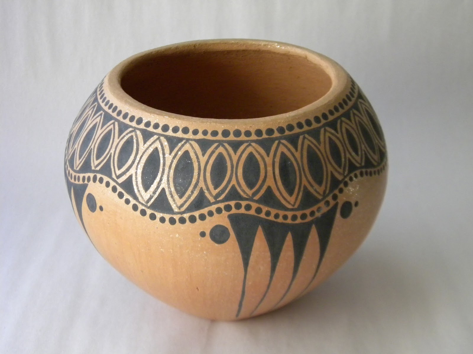 Two Tribes Pottery: Pottery Gallery