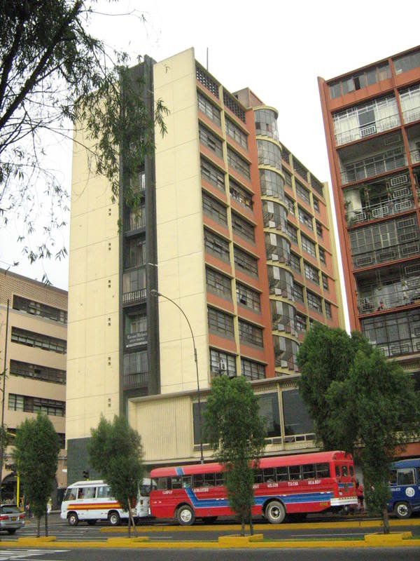 ARQUITECTURA CONTEMPORANEA DE LIMA: 4927 EDIFICIO OSTOLAZA