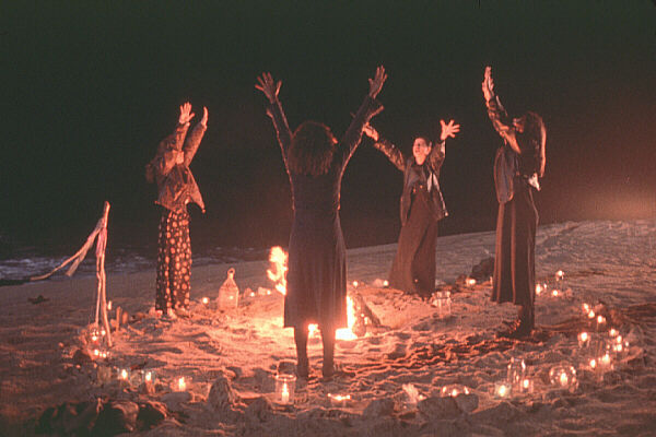 O MÍSTICO MUNDO DAS BRUXAS - RELIGIÃO: BRUXARIA TRADICIONAL