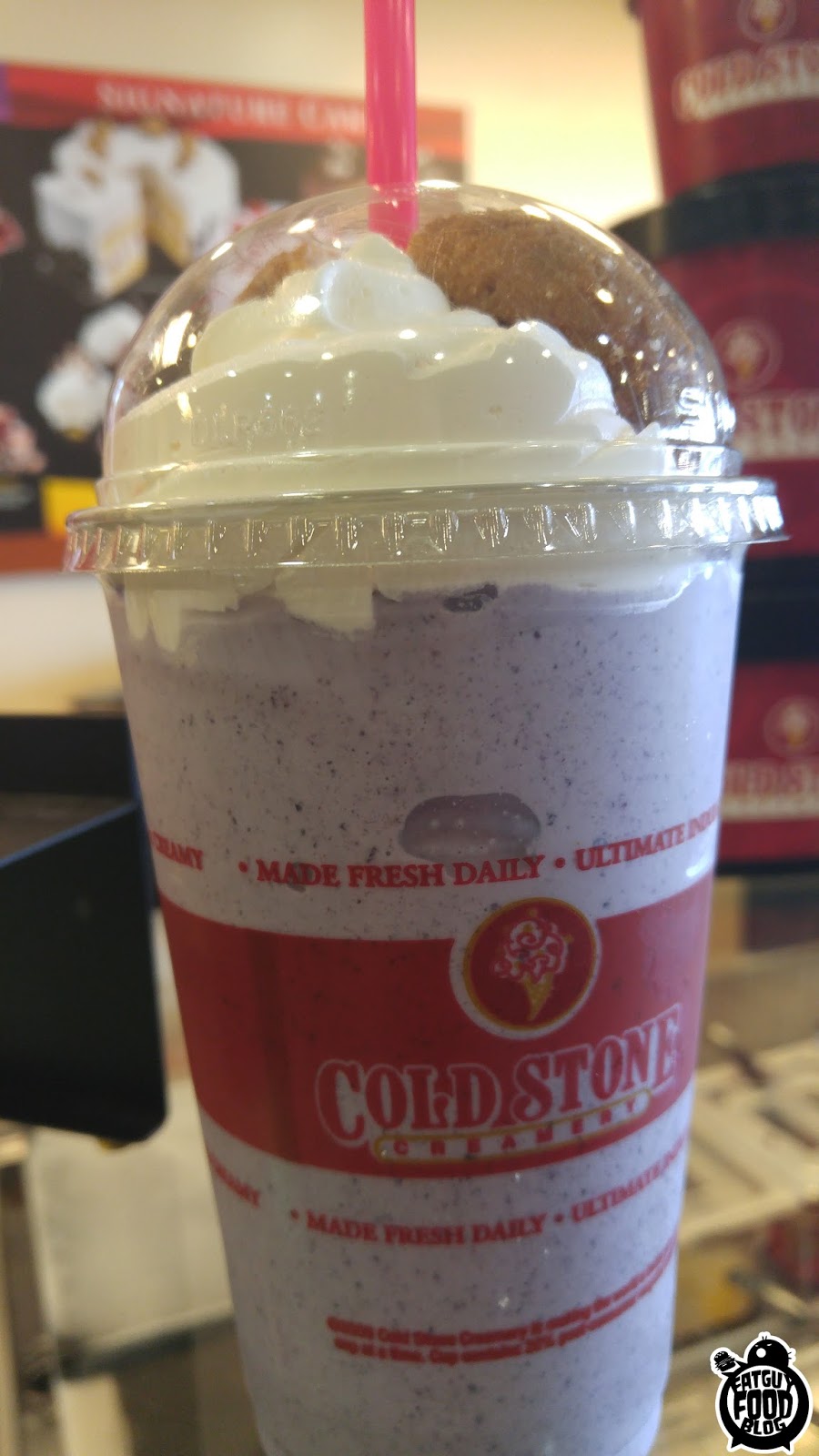 FATGUYFOODBLOG: Cold Stone Creamery's New Blueberry Donut Shake!