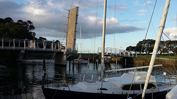 Crossing an exasperating little stream: the Milford foot bridge