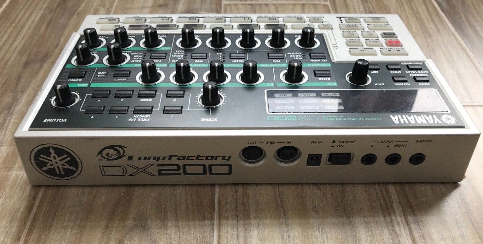 MATRIXSYNTH: YAMAHA DX200 FM Desktop Synthesizer Loop Factory