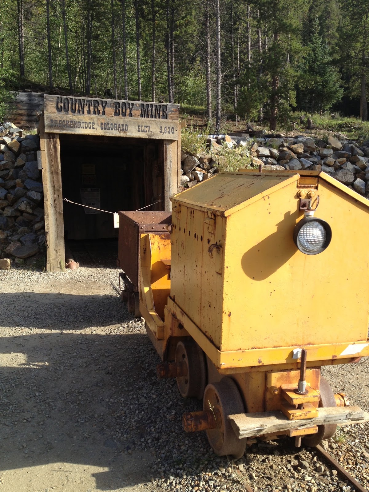 Colorado Rocky Mountain Trails, Mines and Finds