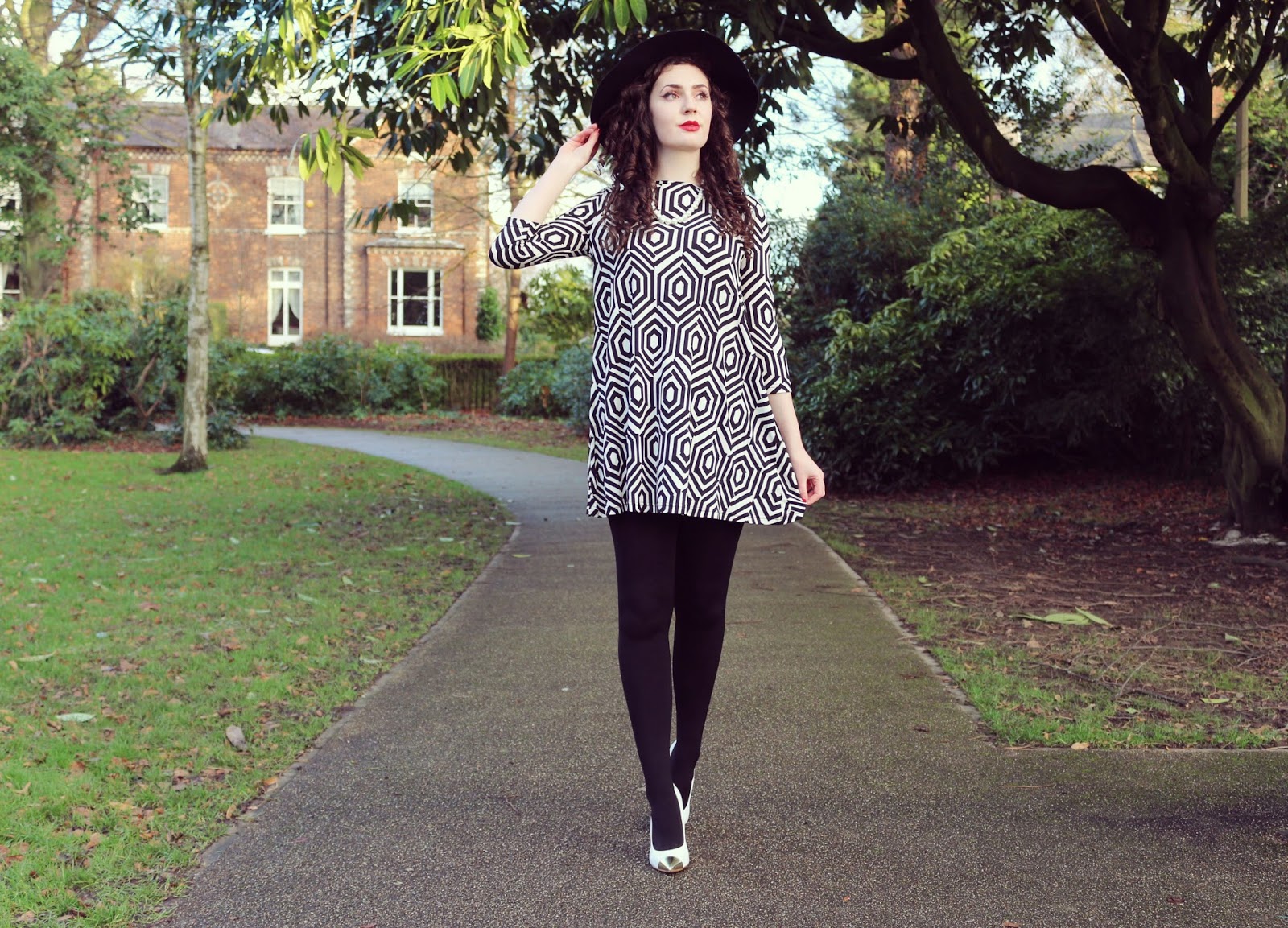 Outfit of the Day: Swingin’ 60’s