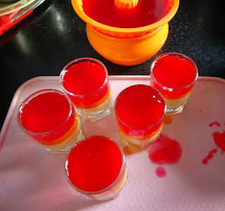 Veg Indian Cooking: Raspberry & Mango Layered Jelly with China Grass ...