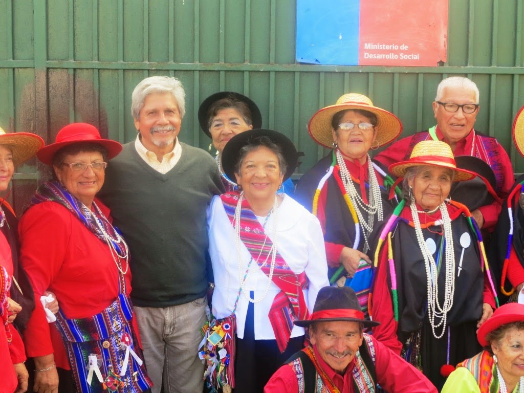 Así Surgen...: MULTICULARIDAD Y ADULTOS MAYORES EMPODERADOS, SELLO DE ...