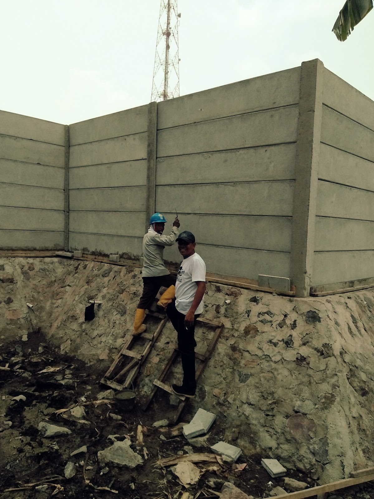 Proses Pemasangan Pagar Panel Beton ~ Panel Beton Precast Banten