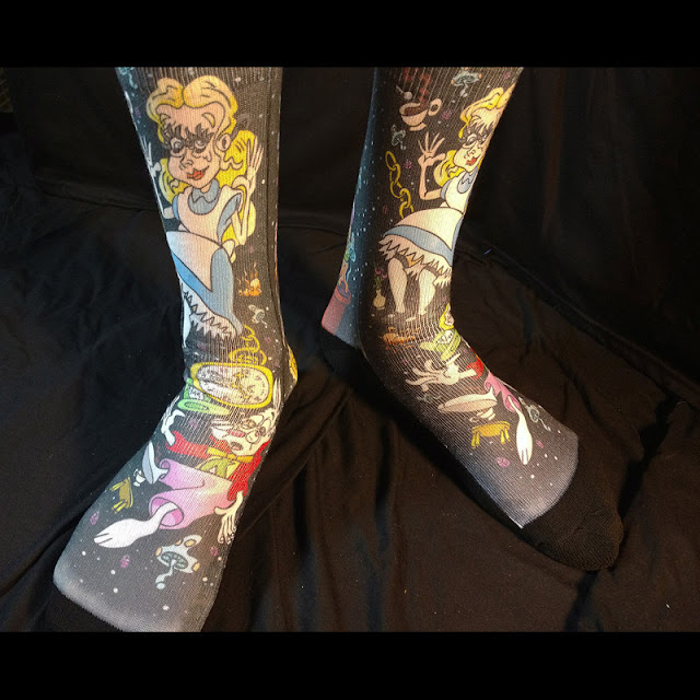 Happy un-birthday! Get all leggy with all Alice in Wonderland ...