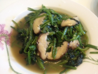 Simply Cest La Vie: Phuay Leng stir fry w mushroom